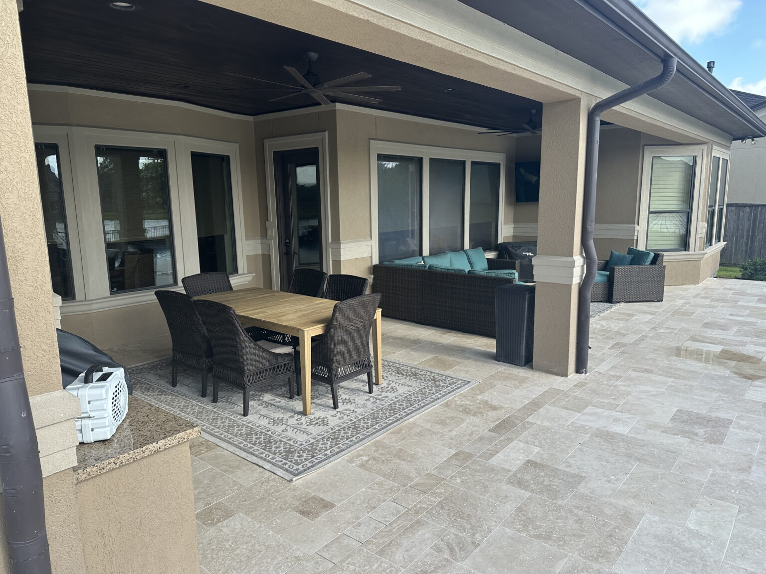 Zachs Deck – Backyard Bay